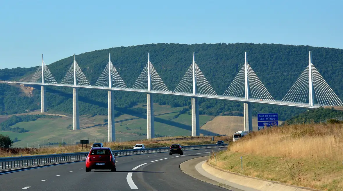 Millau France & The Viaduct – Eurotunnel LeShuttle™